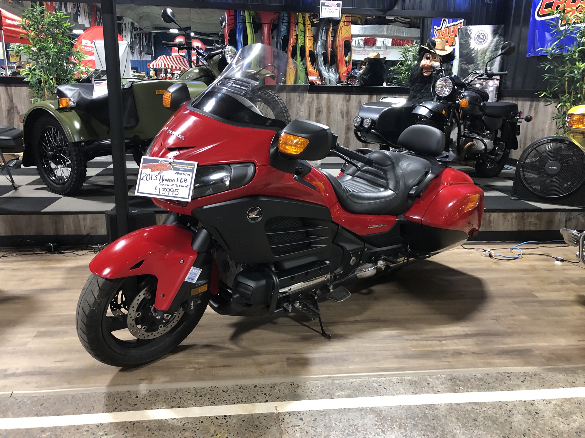2013 Honda Goldwing FB6 Deluxe | Cross Roads Cycle Sales