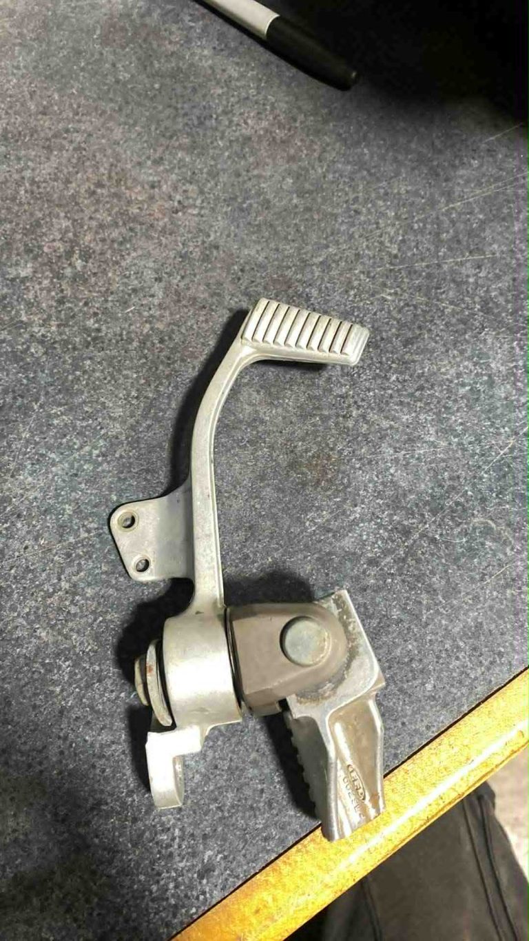 2003-2006 HONDA CBR600RR REAR BRAKE PEDAL | Cross Roads Cycle Sales